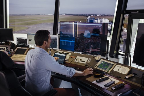 Air traffic controllers at Lille and Rennes airports adopt Thales's ...