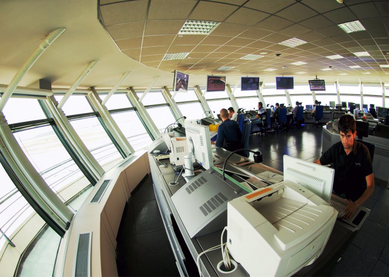 SELEX Sistemi Integrati wins contract worth 105 million dollars for the ...